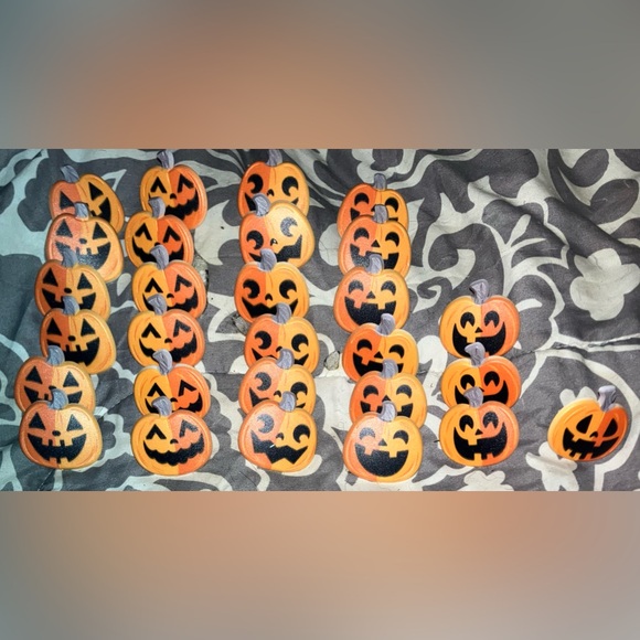 Source Unknown | Holiday | Vintage Halloween Plastic Pumpkin Rings Set ...